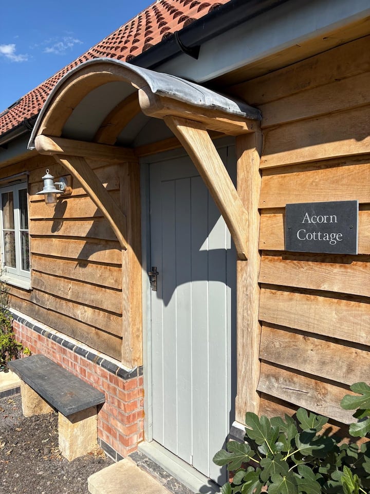 Acorn Cottage - Worcestershire