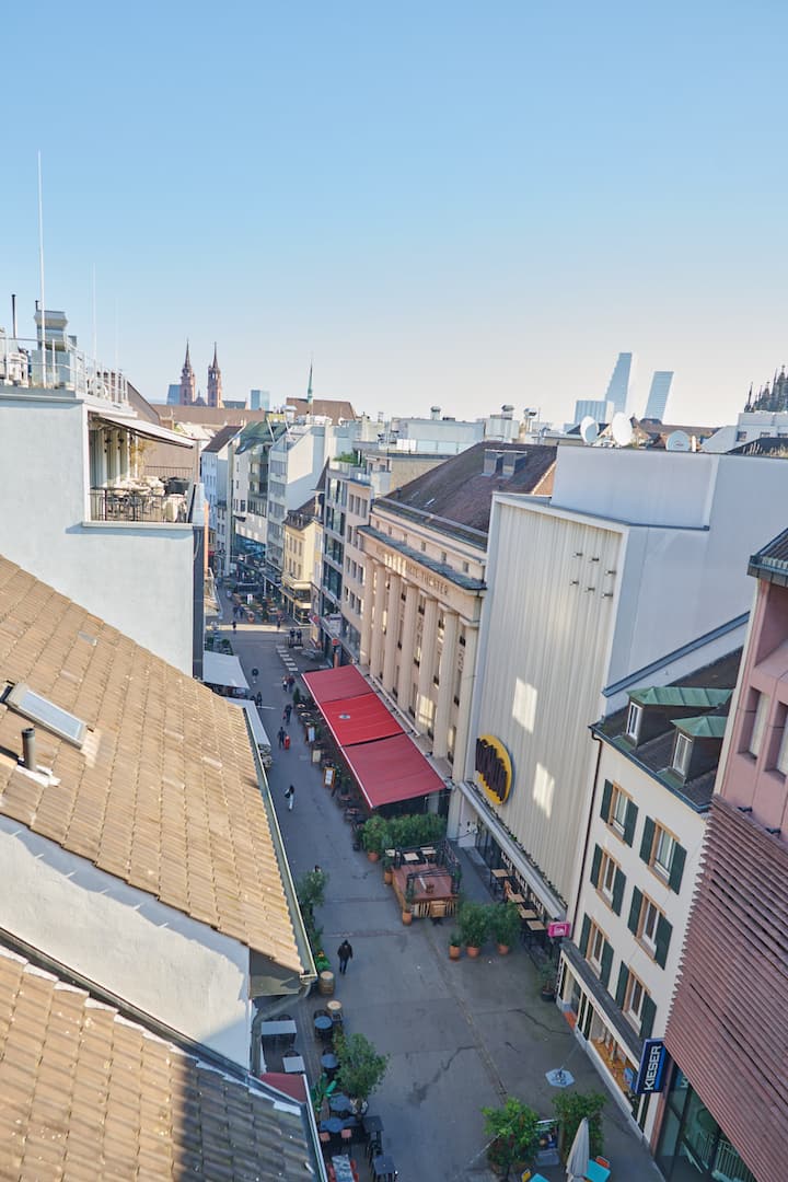 Central Rooftop Apartment With 2 Terraces - Basel