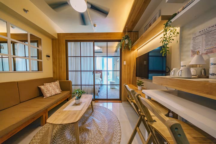 Japandi Zen Condo Walk To Sm City - Iloilo City