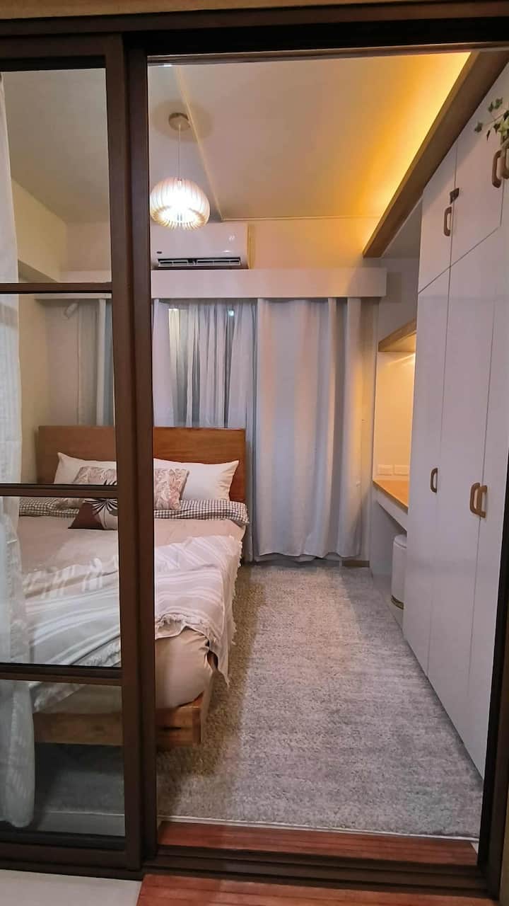 Japandi Zen Condo Walk To Sm City - Iloilo City