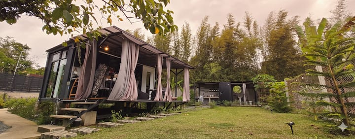 Podscape Tagaytay. Luxury Summer Escape. - Tagaytay