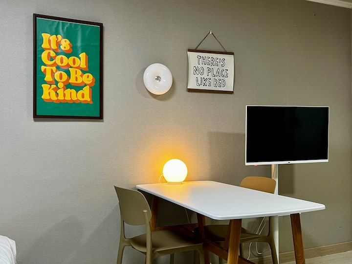 스테이 마켓 303- 동대구역, 대구역, 동성로, 교동, 넷플릭스, 호텔침구, 전통시장 - Daegu