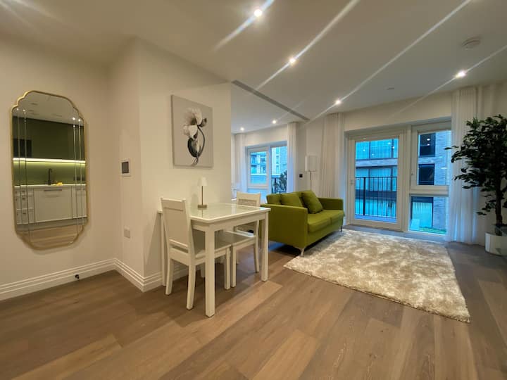 Luxury Newly Renovated Chelsea-creek Flat - Fulham