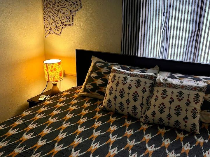 Amber Stays - A Home Away From Home. - Bhubaneswar