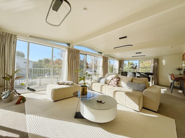Modern 3br 2.5bath Retreat|sleeps 8|near Airport - Christchurch