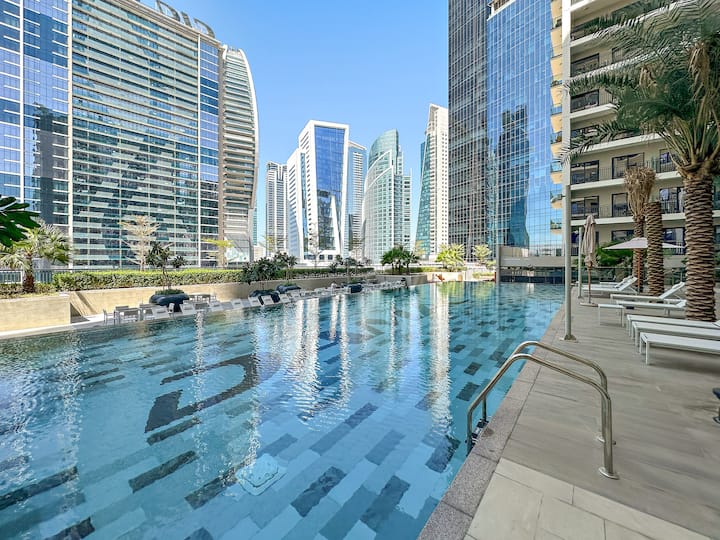 First Class | 1br | Pool View & Prime Location - Dubaï