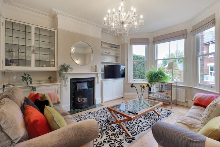 Elegant Victorian Home W/ Garden | Central Twells - ロイヤルタンブリッジウェルズ