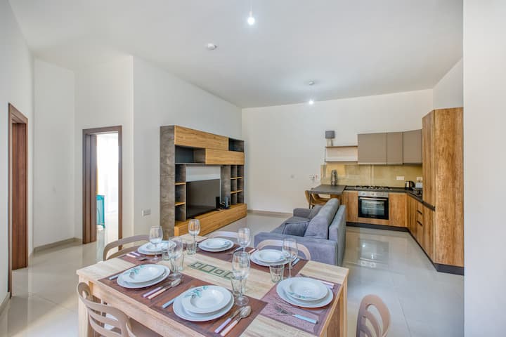 Relaxing Xaghra Apartment With Bbq & Amenities - Malta