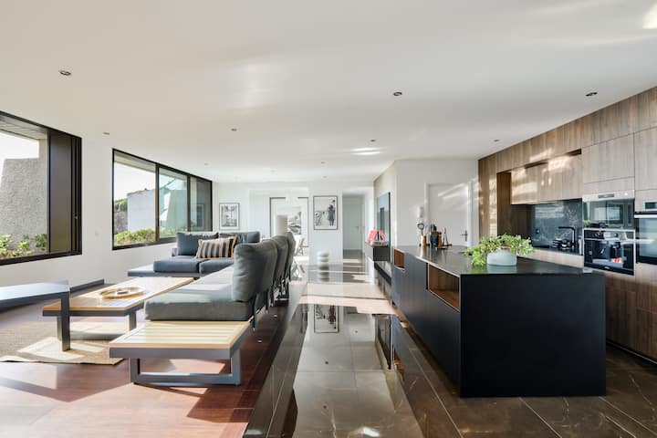 Magnifique T4 Avec Parking à 500 M De La Plage - Cannes