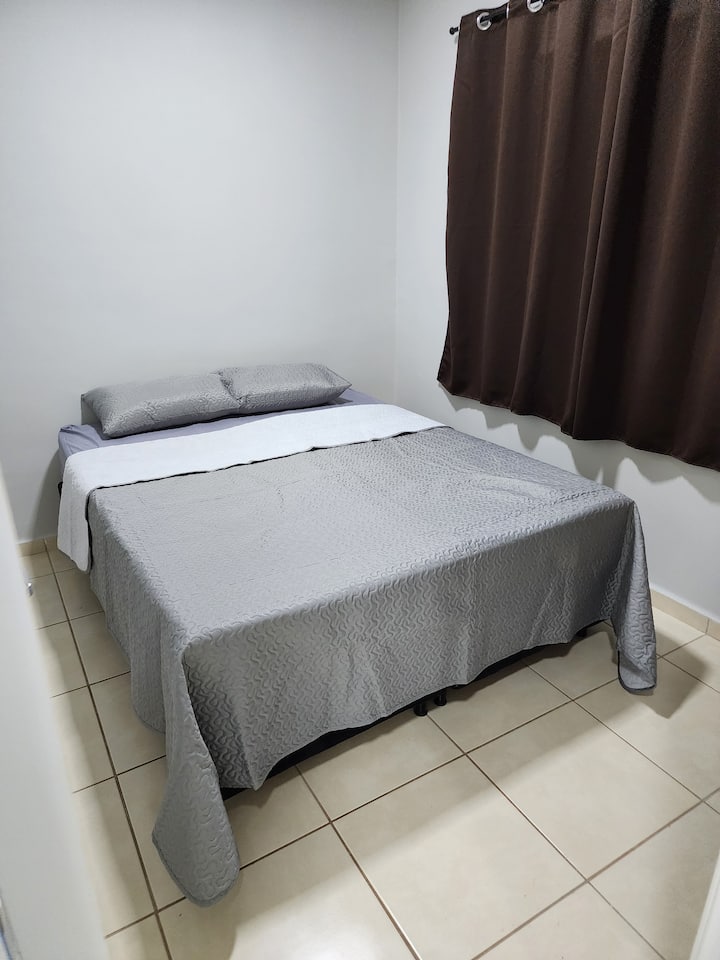 Casa Confortável Em Condominio Fechado - Rondonópolis