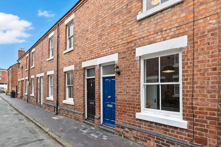 11 Steele Street - Chester, UK