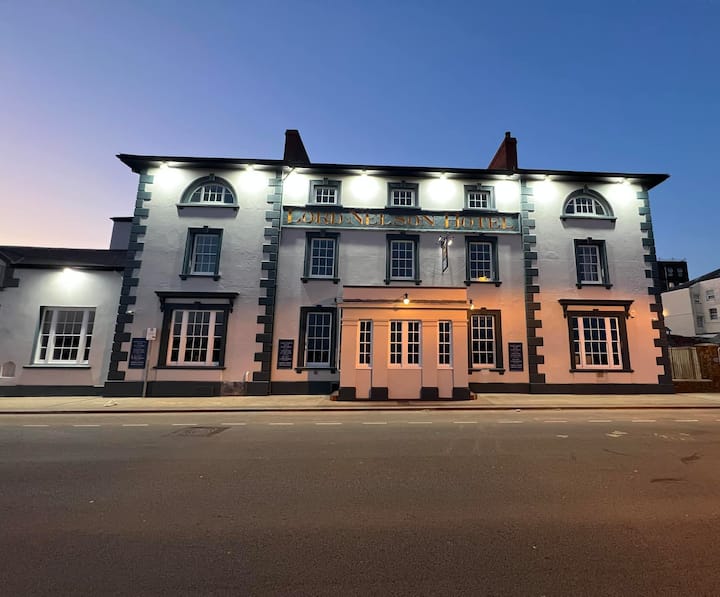 Deluxe Double With Garden View - Milford Haven