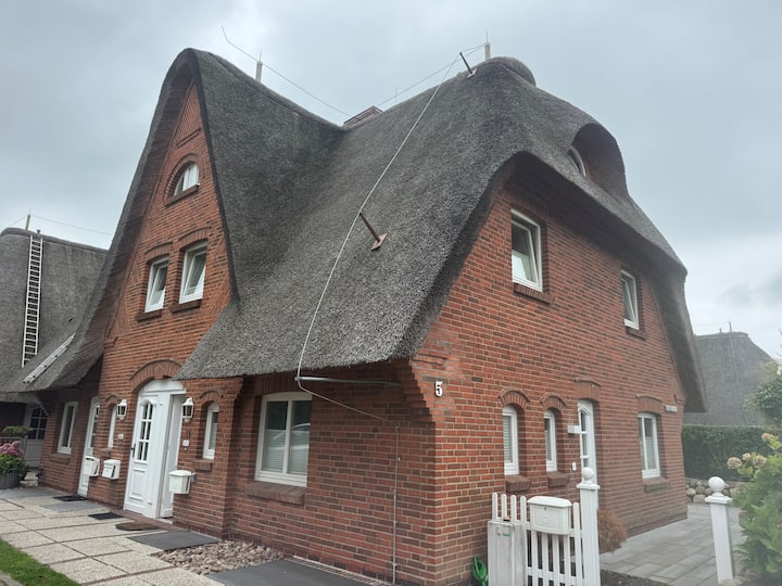 Schöne Ruhige Wohnung Unter Reet In Tinnum. - Sylt