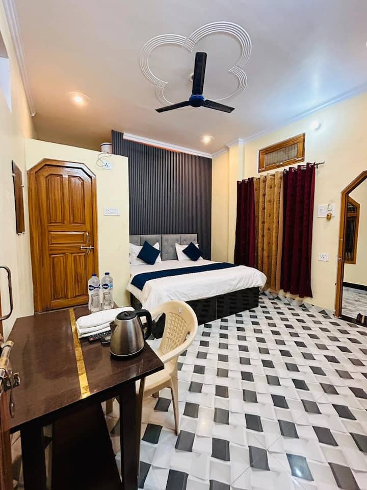 Jyoti Stay Inn 2 Min Walking To Ram Mandir - Ayodhya