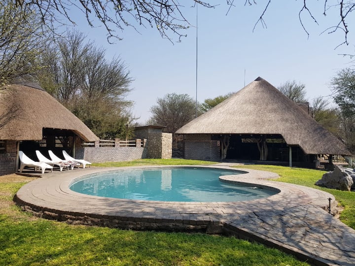 Grassland Safari Lodge - Botswana