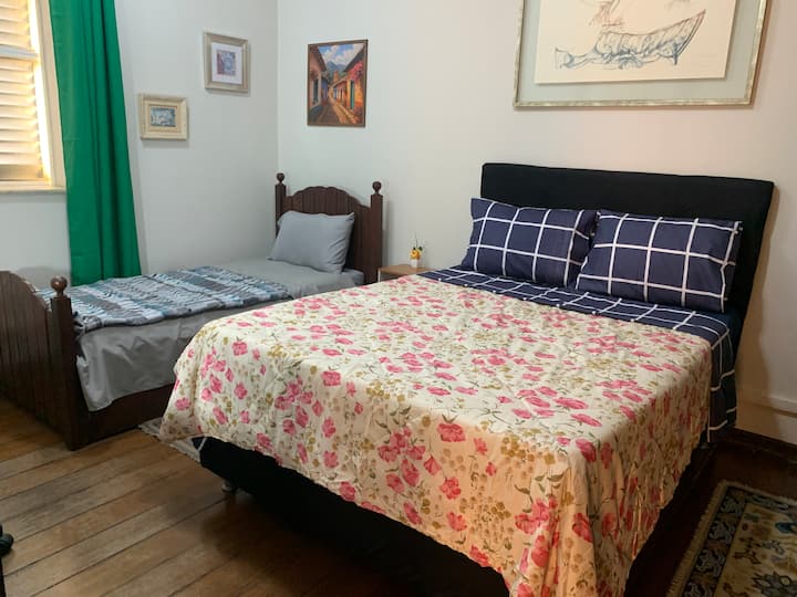 Quarto 2 Solar Da Família Rosa Sem Tx Airbnb - Belo Horizonte