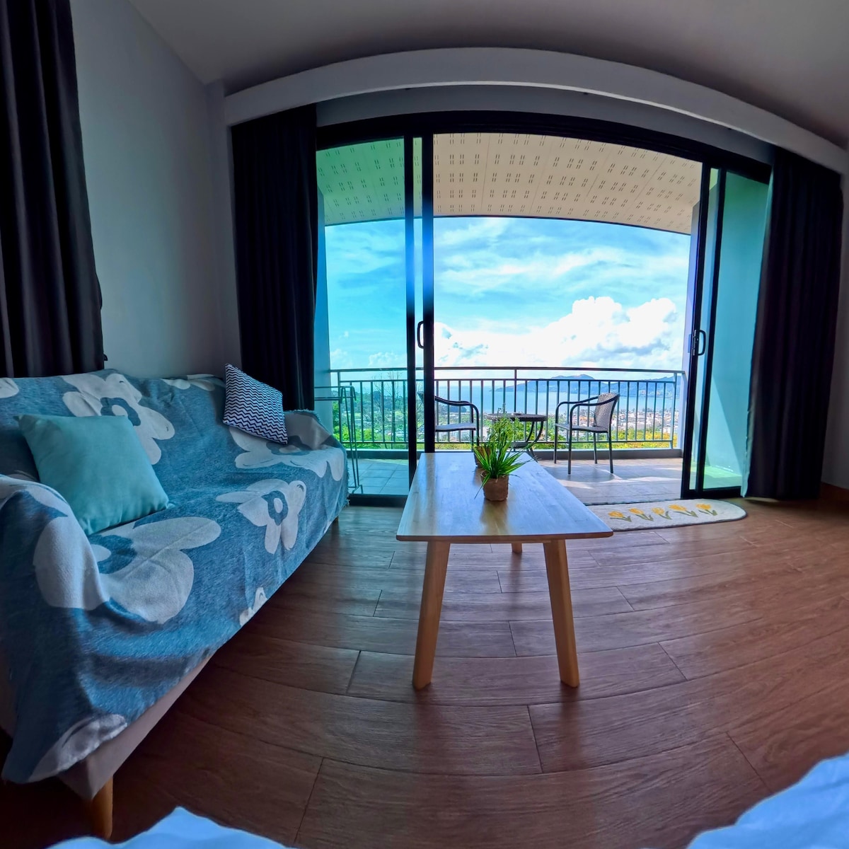 Hidden Loft Patong – pokojný apartmán na vrchole kopca – Byty na ...