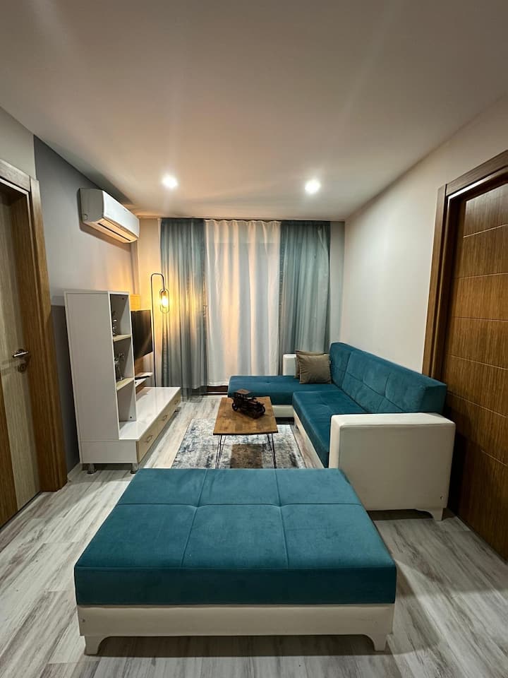 Sıcak Havuzlu 4+1 Geniş Daire - Gölyazı