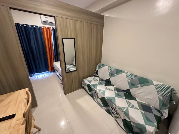Cairong Inn 35th Floor Tower 3 With Netflix - Pasig
