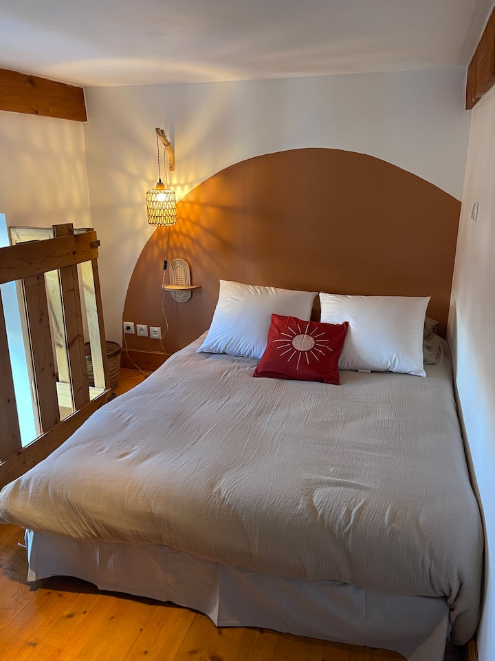 Casa Terra, Studio Cosy 8 Min Lyon Part-dieu - Sathonay-Camp