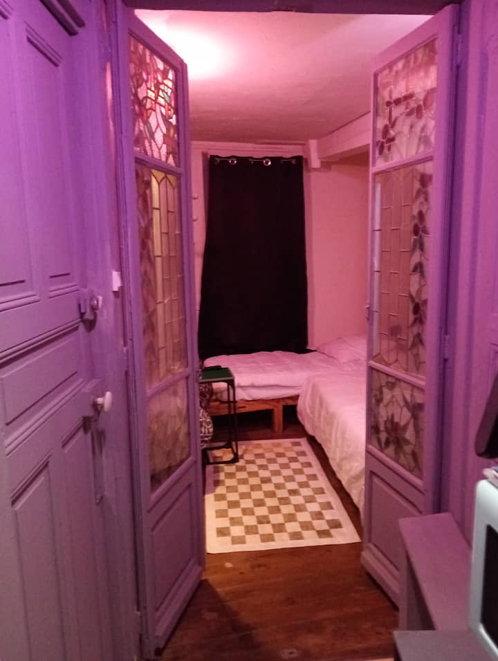 Studio Centre Ville - Tout Confort. - Thiers