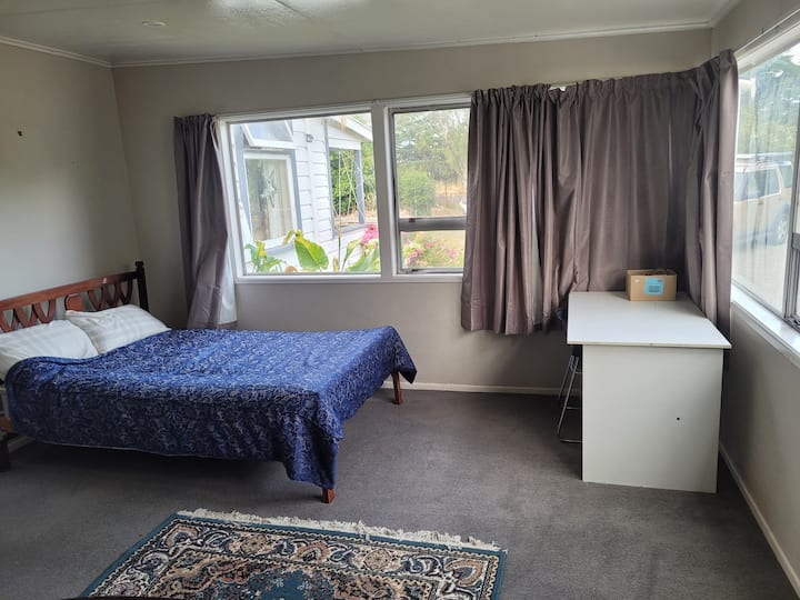 Lifestyle Stay-self Contained - Carterton