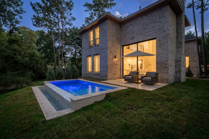 The Oaks House - Tomball, TX
