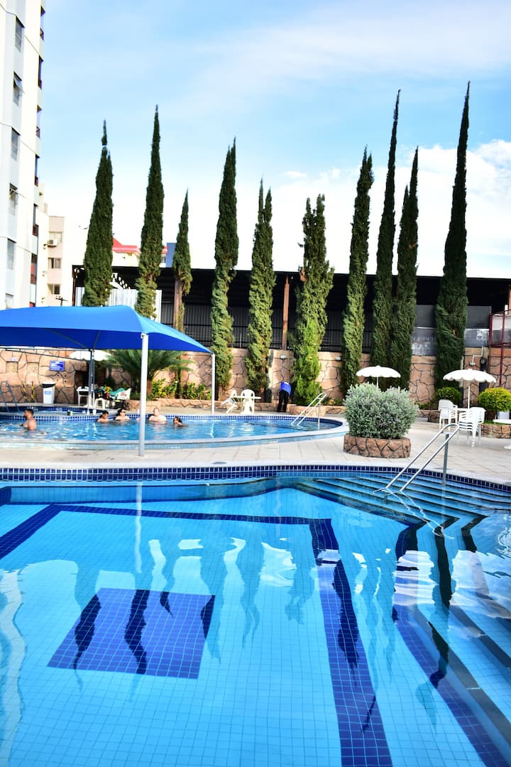 Excelente Apartamento  Em Caldas  Novas - Caldas Novas