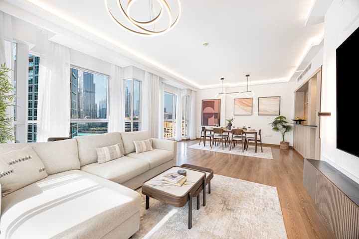 Panoramic Fountain & Burj Khalifa Views, Pool, Gym - Dubai