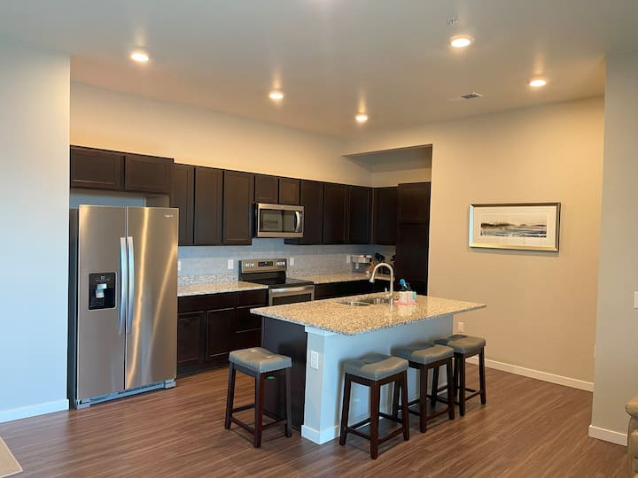 Mountain View Condo With 2 Beds/2 Baths - Parker, CO