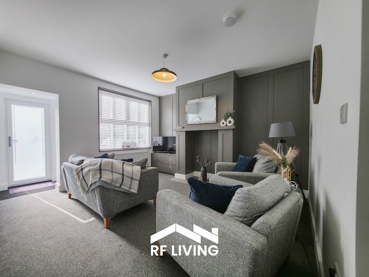 Modern 2 Bed | Long Stays Discounted | Fast Wifi - Cleethorpes