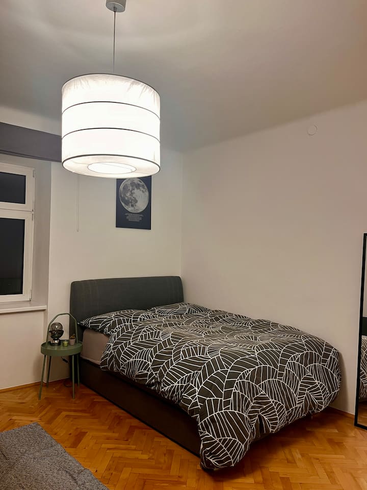 Geräumiges Schönes Zimmer In Der Stadt Salzburg - Salzbourg