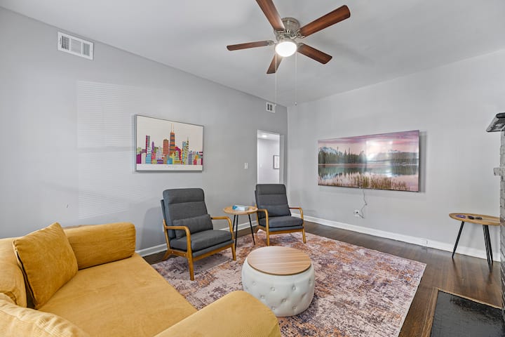 1 Mile To Wrigley! 3br In The Heart Of Chicago - Belmont Cragin - Chicago