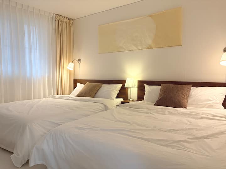 오픈특가]다인숙소 2룸/무료주차/잠실/롯데월드/kspo/jyp/아산병원/코엑스/12시퇴실 - 수진1동