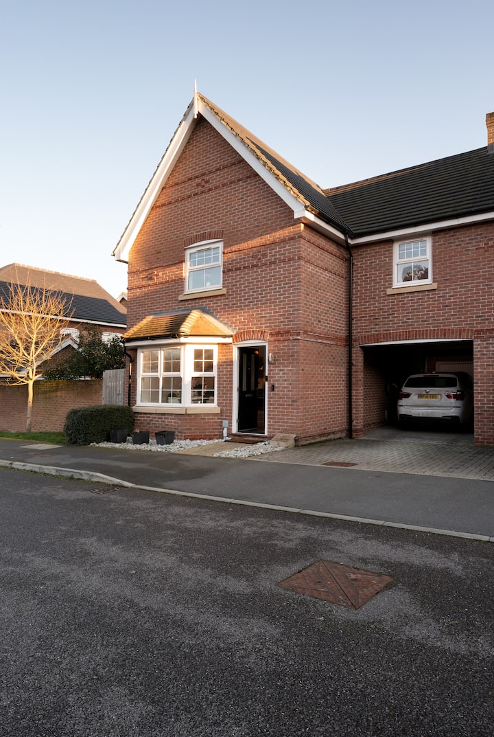Excellent 3 Bdr 20% Off Family & Contractors - Reading