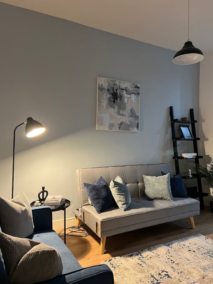 Home-from-home Near Ethiad, Garden & Free Parking - Oldham