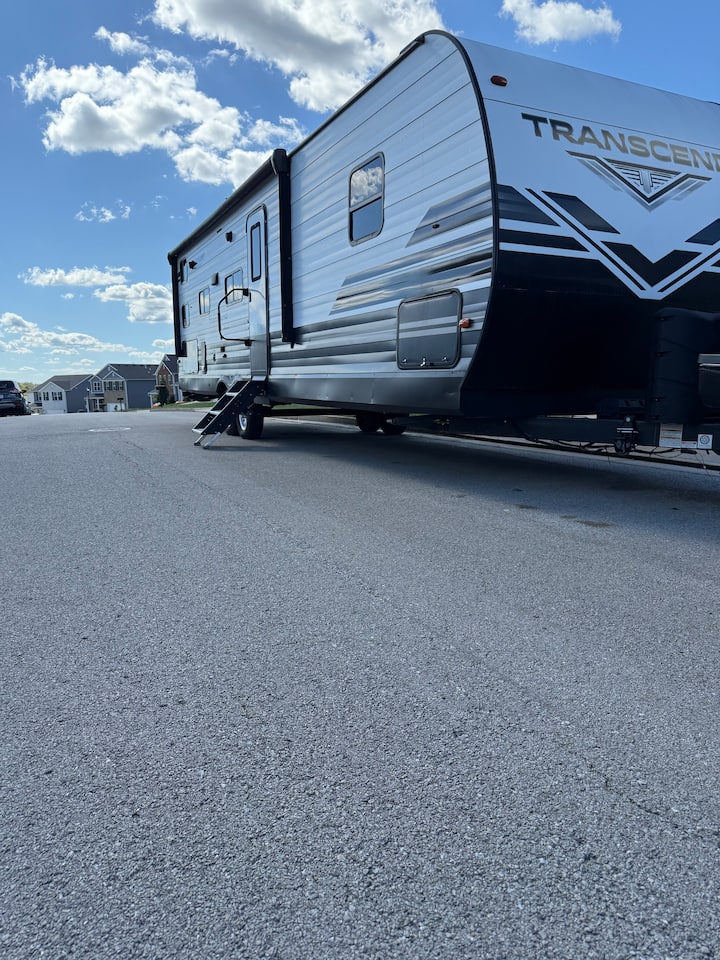 The Transcend Rv Rental @ Khp - レキシントン, KY
