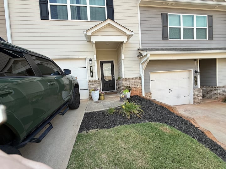 Close To It All, But Far Enough…. - Flowery Branch, GA