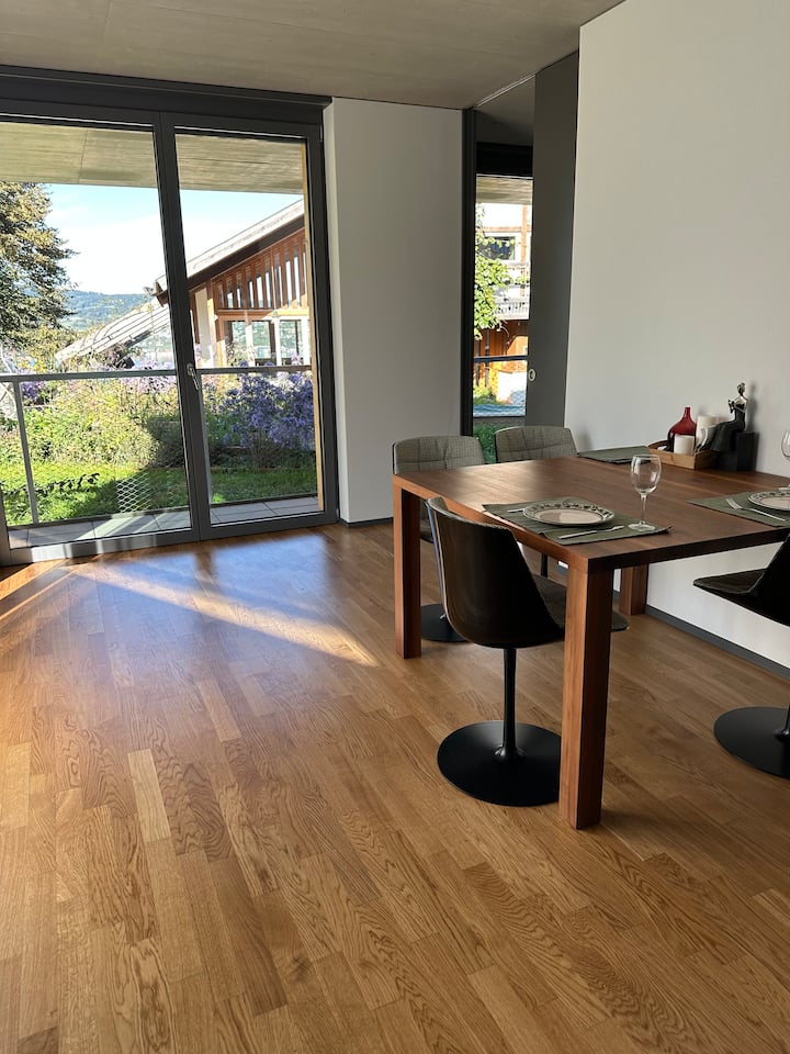 Modern Apartment With Lake Zurich View - Erlenbach