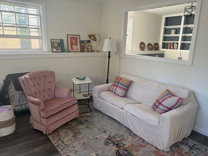 Stargazers Delight In Bright Hilltop Apartment. - Ellenville, NY