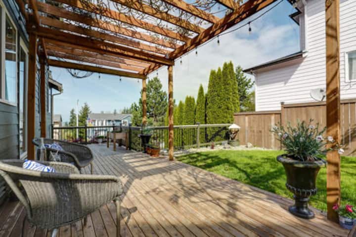 North Seattle Retreat - Marysville, WA