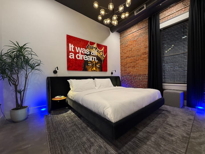 Brand New! The Dim Light- The Hideaway - Paducah, KY