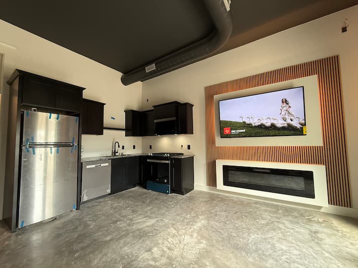 The Dim Light- The Hideaway - Paducah, KY