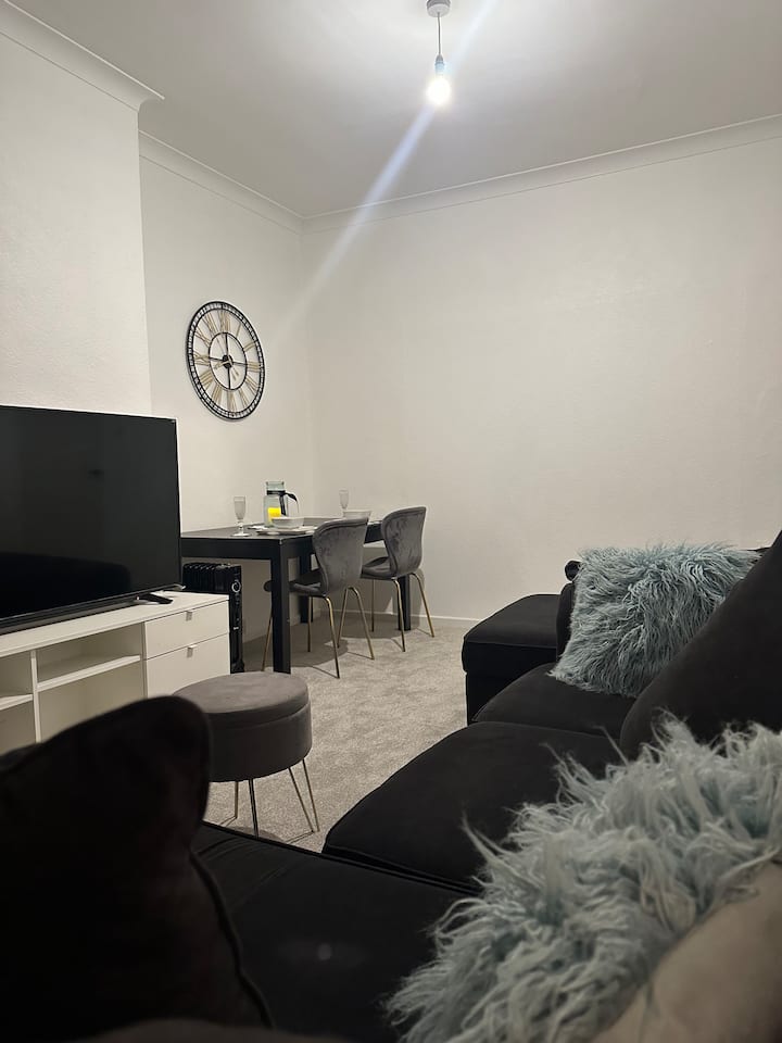 Modern Comfort Meets Cozy Charm - Sutton Coldfield