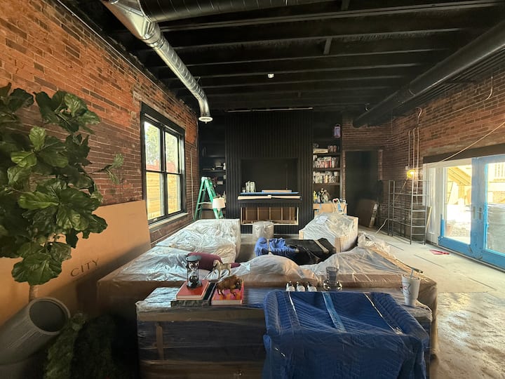 The Dim Light — Luxury Historic Condo, No Steps! - Paducah, KY