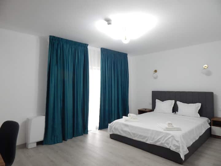 ÎNchiriem Camere Cu Regim Hotelier - Calafat