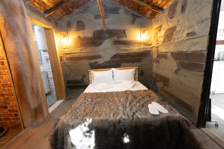 Havuz . Ağaç Ev. Barbekü. Klima . ÇIftlik Evi - Ankara