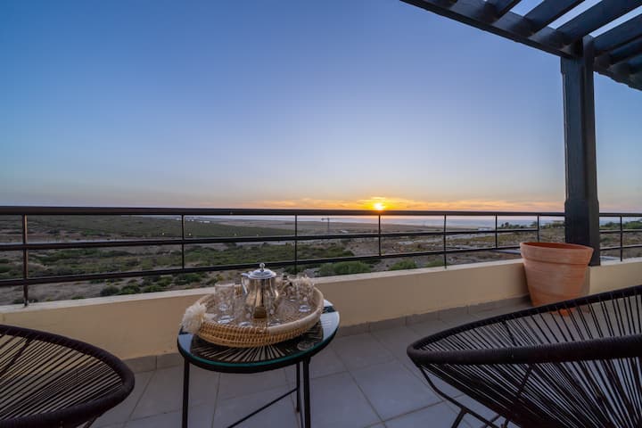 Ocean Dream -Grand Duplex Vue Sur Océan- Paisible - Tangier