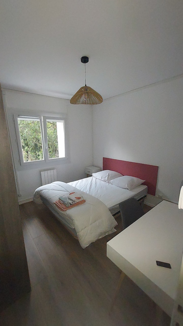 Chambre "Fille"
Dans Colocation Filles Valence - Valence
