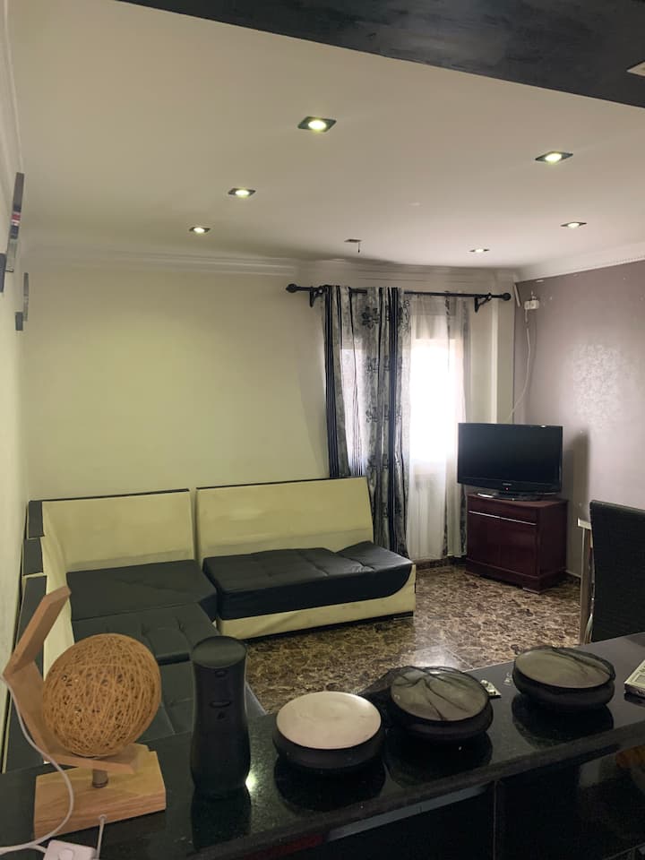 F3 Apartment For Families & Solo Travelers - Oran